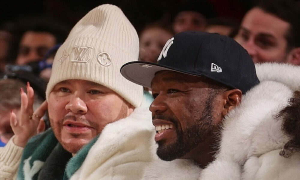50 Cent et Fat Joe aperçus côte-à-côte lors du match de Noël des Knicks ...